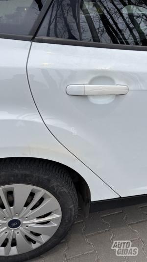Ford Focus 2015 in Kaunas, with an engine capacity of 1.00 L and mileage of 155 thousand km for 4200 €, photo 7 on AUTOMOTO.COM.LV