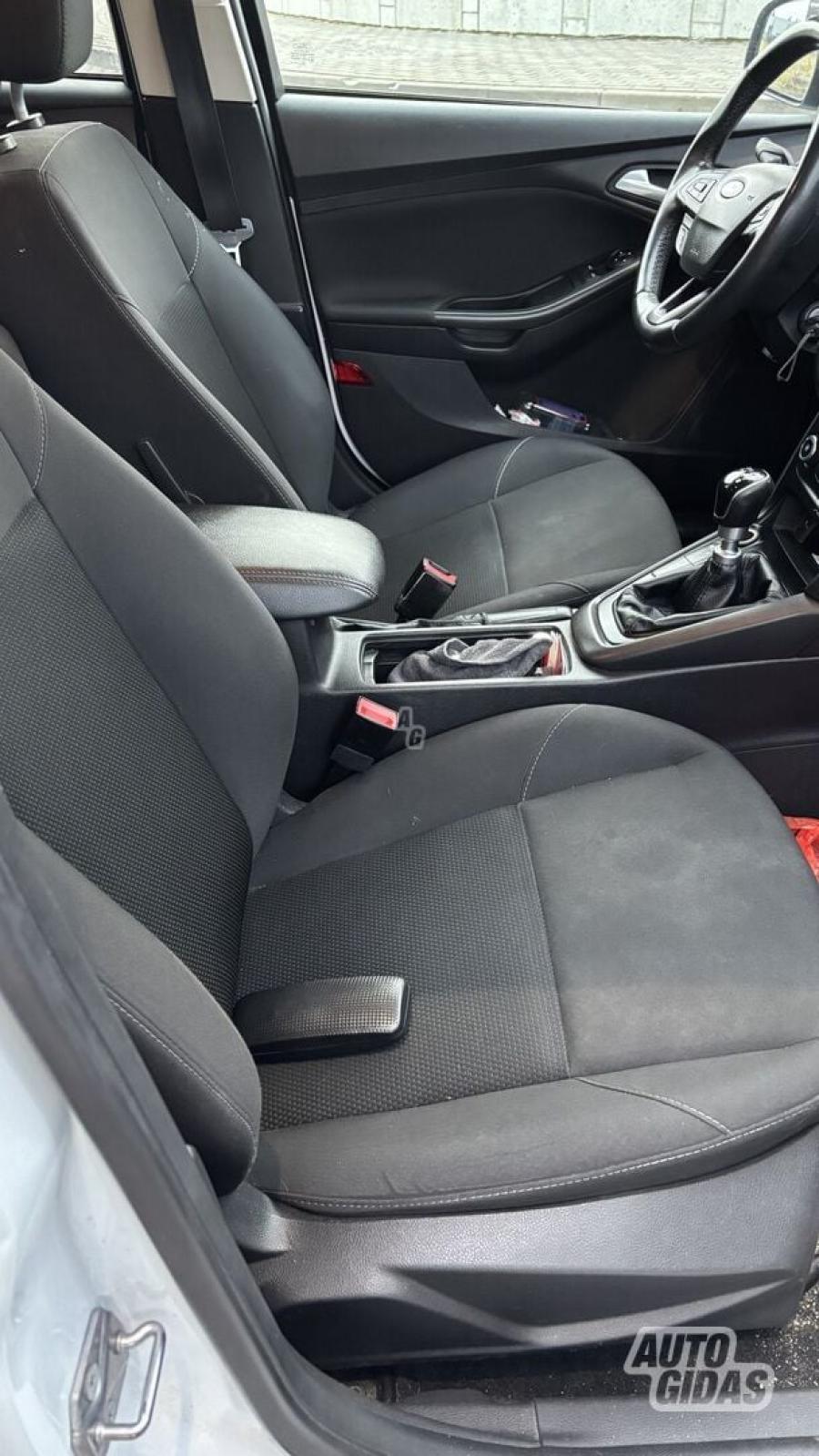 Ford Focus 2015 in Kaunas, with an engine capacity of 1.00 L and mileage of 155 thousand km for 4200 €, photo 15 on AUTOMOTO.COM.LV