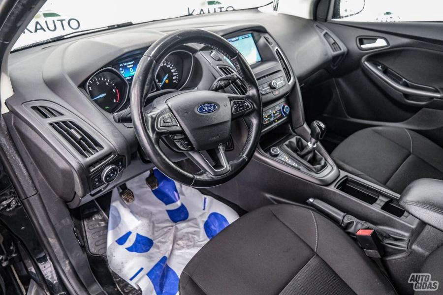 Ford Focus 2015 in Kaunas, with an engine capacity of 1.60 L and mileage of 279 thousand km for 6890 €, photo 6 on AUTOMOTO.COM.LV