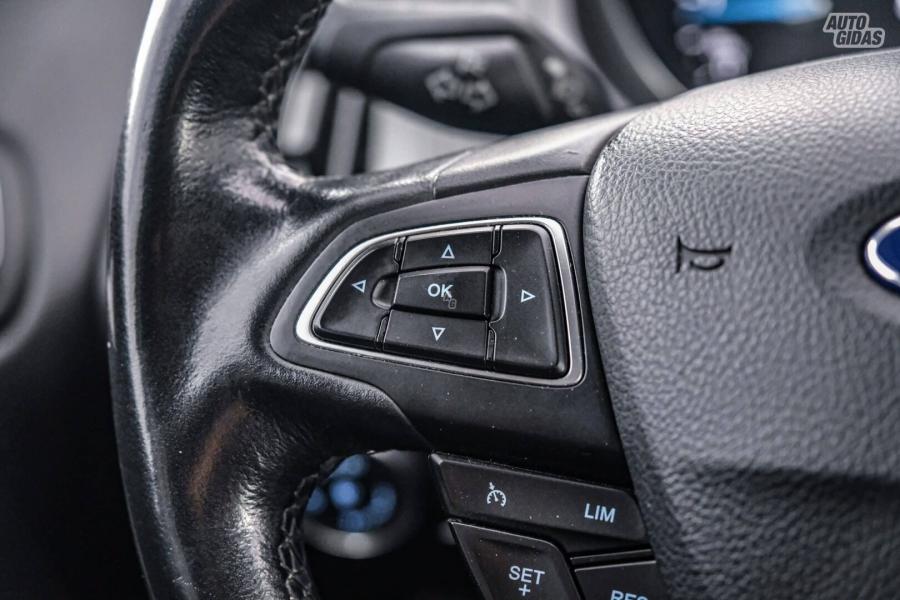 Ford Focus 2015 in Kaunas, with an engine capacity of 1.60 L and mileage of 279 thousand km for 6890 €, photo 14 on AUTOMOTO.COM.LV
