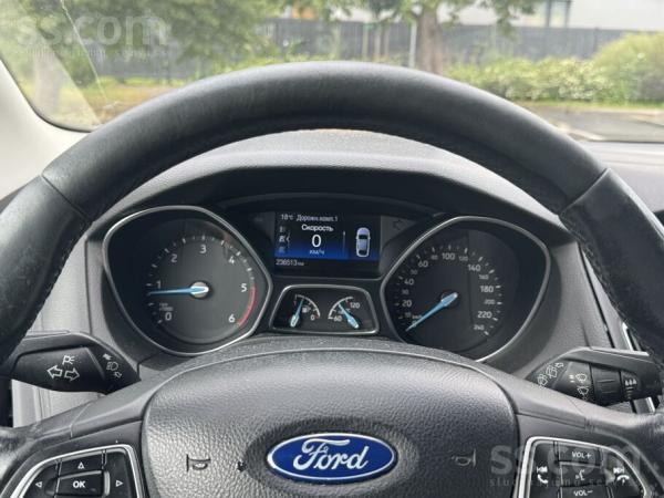 Ford Focus 2015 Rīga, ar dzinēja tilpumu 1.50 L un nobraukumu 237 tūkst. km par 4300 €, foto 1 vietnē AUTOMOTO.COM.LV