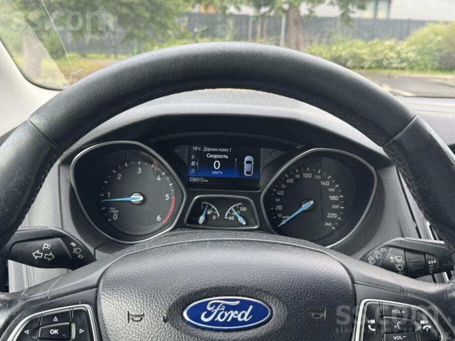Ford Focus 2015 Rīga, ar dzinēja tilpumu 1.50 L un nobraukumu 237 tūkst. km par 4300 €, foto 1 vietnē AUTOMOTO.COM.LV