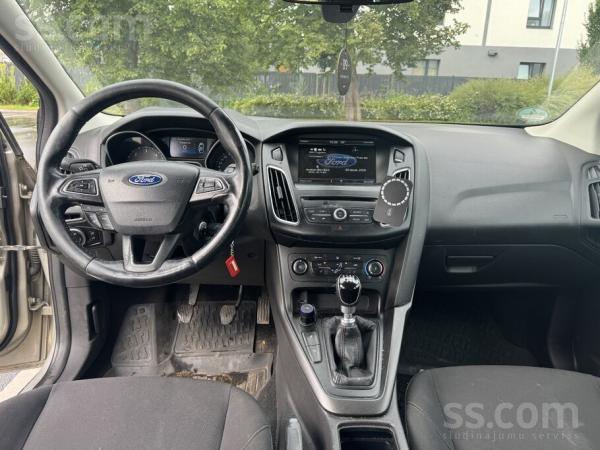 Ford Focus 2015 Rīga, ar dzinēja tilpumu 1.50 L un nobraukumu 237 tūkst. km par 4300 €, foto 3 vietnē AUTOMOTO.COM.LV