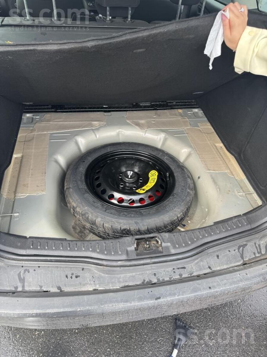 Ford Focus 2015 Rīga, ar dzinēja tilpumu 1.50 L un nobraukumu 237 tūkst. km par 4300 €, foto 12 vietnē AUTOMOTO.COM.LV
