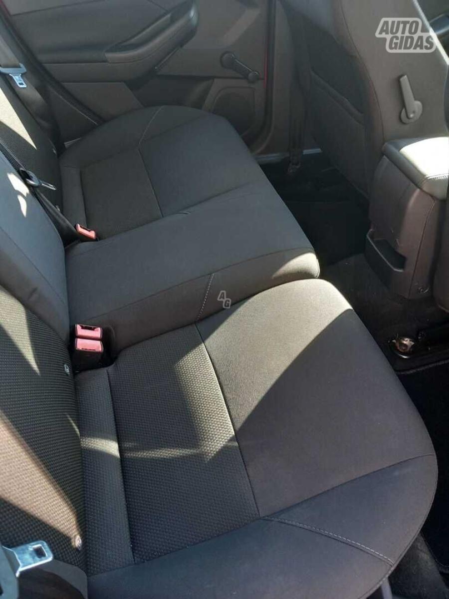 Ford Focus 2015 Viļņa, ar dzinēja tilpumu 2.00 L un nobraukumu 227 tūkst. km par 4950 €, foto 13 vietnē AUTOMOTO.COM.LV
