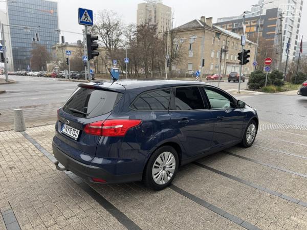 Ford Focus 2016 Viļņa, ar dzinēja tilpumu 1.60 L un nobraukumu 295 tūkst. km par 3800 €, foto 3 vietnē AUTOMOTO.COM.LV