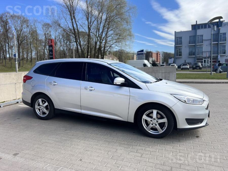 Ford Focus 2016 in Riga, with an engine capacity of 1.50 L and mileage of 232 thousand km for 4300 €, photo 4 on AUTOMOTO.COM.LV