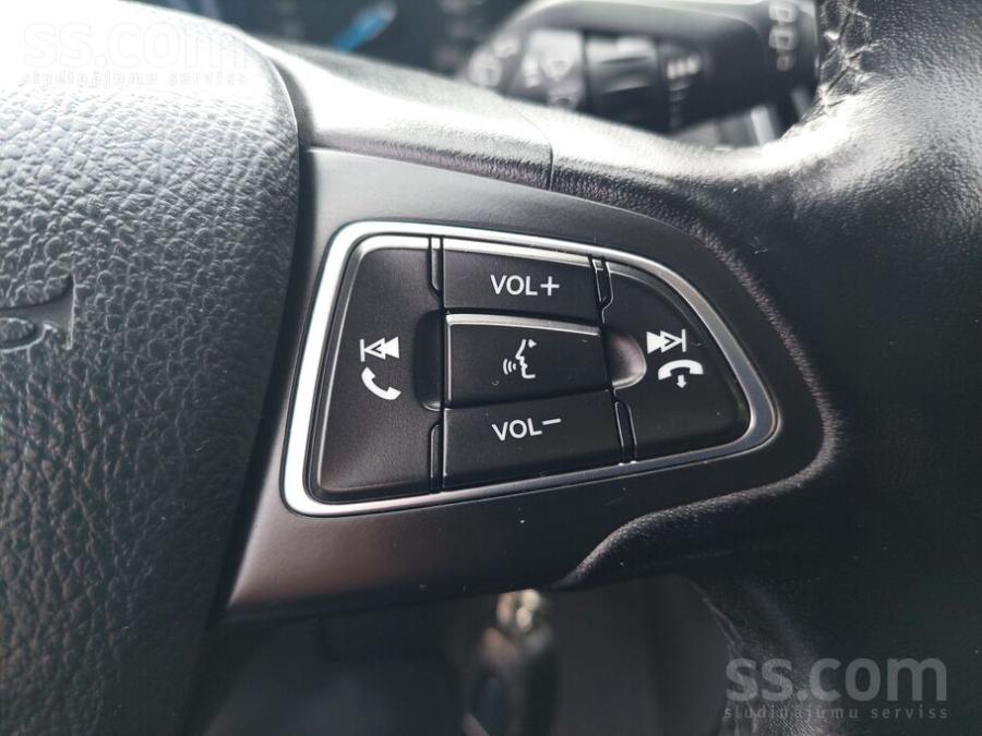 Ford Focus 2017 in Cesis, with an engine capacity of 1.50 L and mileage of 193 thousand km for 6500 €, photo 12 on AUTOMOTO.COM.LV