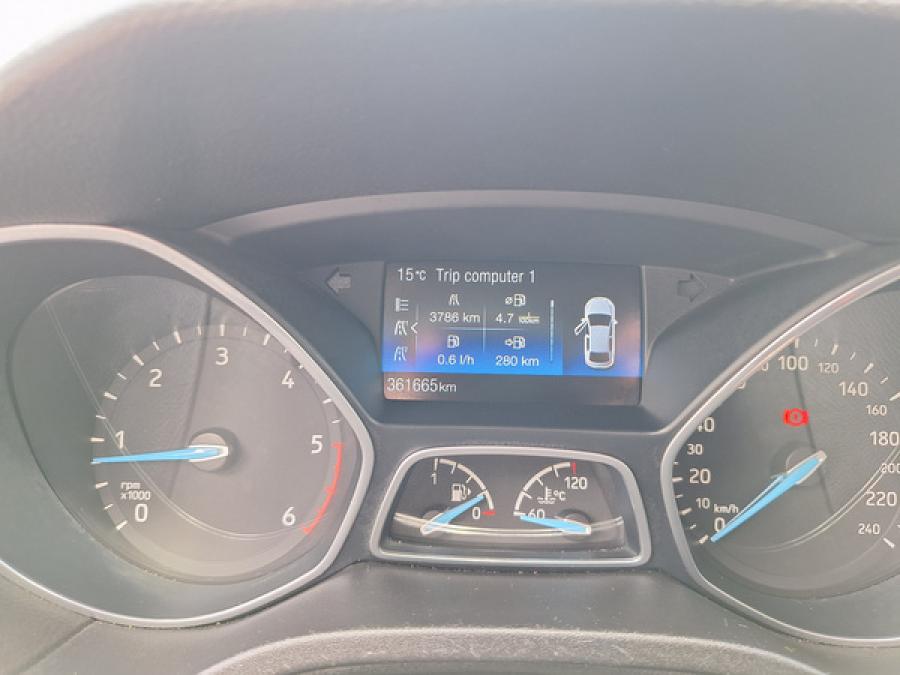 Ford Focus 2017 Tallina, ar dzinēja tilpumu 1.50 L un nobraukumu 362 tūkst. km par 4600 €, foto 14 vietnē AUTOMOTO.COM.LV