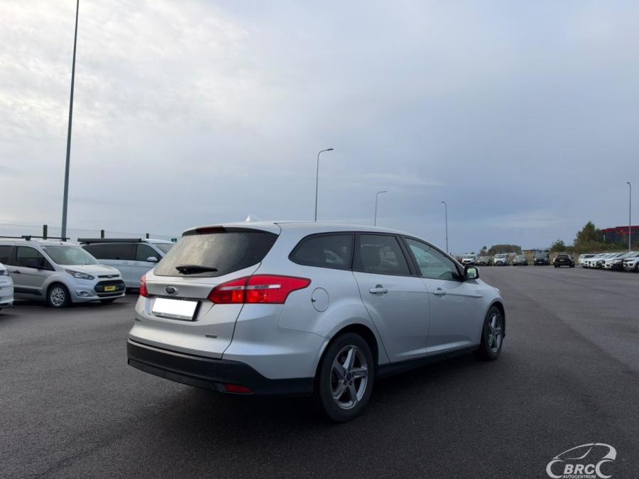 Ford Focus 2018 in Vilnius, with an engine capacity of 1.00 L and mileage of 139 thousand km for 5900 €, photo 3 on AUTOMOTO.COM.LV
