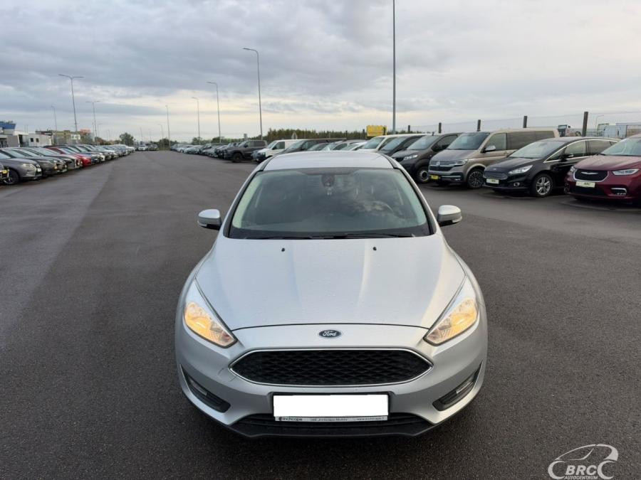 Ford Focus 2018 in Vilnius, with an engine capacity of 1.00 L and mileage of 139 thousand km for 5900 €, photo 5 on AUTOMOTO.COM.LV