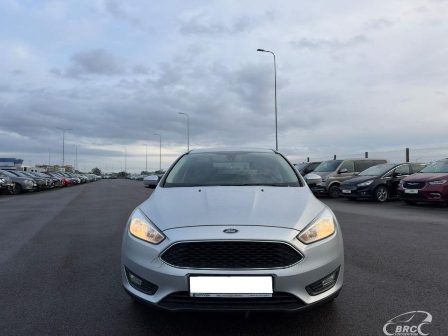 Ford Focus 2018 in Vilnius, with an engine capacity of 1.00 L and mileage of 139 thousand km for 5900 €, photo 6 on AUTOMOTO.COM.LV