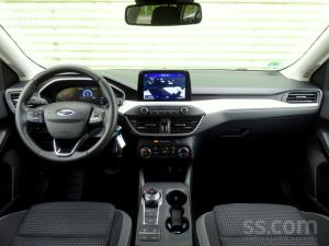 Ford Focus 2019 in Riga, with an engine capacity of 1.50 L and mileage of 171 thousand km for 10900 €, photo 5 on AUTOMOTO.COM.LV