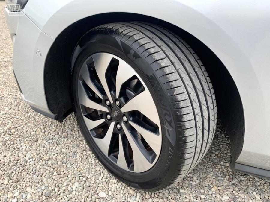 Ford Focus 2019 in Kaunas, with an engine capacity of 1.50 L and mileage of 104 thousand km for 9999 €, photo 34 on AUTOMOTO.COM.LV