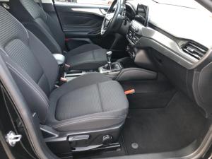 Ford Focus 2019 Rīga, ar dzinēja tilpumu 1.50 L un nobraukumu 194 tūkst. km par 11950 €, foto 13 vietnē AUTOMOTO.COM.LV
