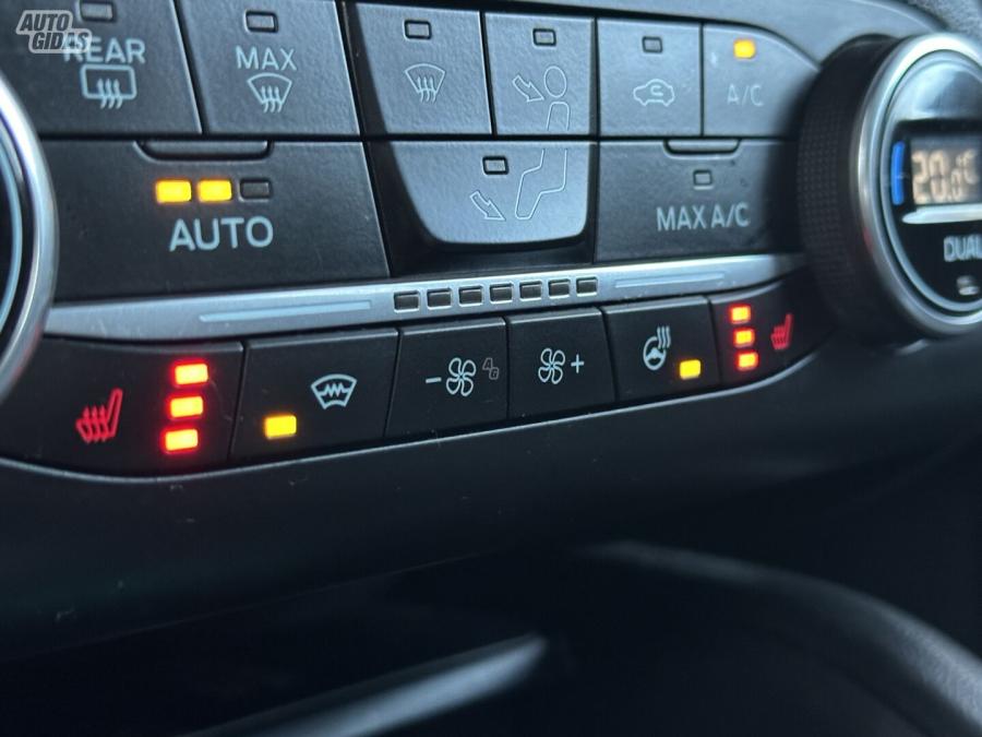 Ford Focus 2020 in Kaunas, with an engine capacity of 1.00 L and mileage of 123 thousand km for 14472 €, photo 23 on AUTOMOTO.COM.LV