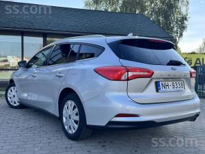 Ford Focus 2020 in Tukums, with an engine capacity of 1.00 L and mileage of 75 thousand km for 9900 €, photo 3 on AUTOMOTO.COM.LV