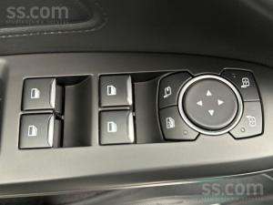 Ford Focus 2020 in Riga, with an engine capacity of 1.50 L and mileage of 109 thousand km for 12900 €, photo 9 on AUTOMOTO.COM.LV
