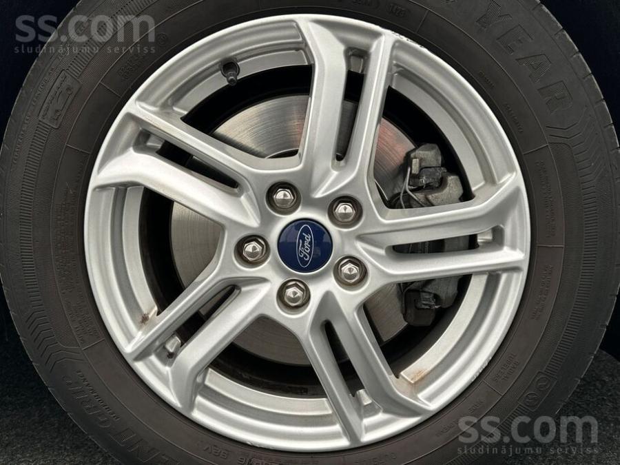Ford Focus 2020 in Riga, with an engine capacity of 1.50 L and mileage of 109 thousand km for 12900 €, photo 14 on AUTOMOTO.COM.LV