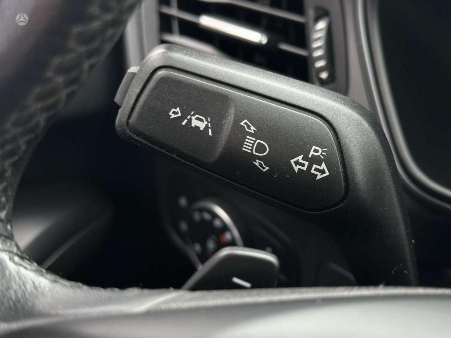 Ford Focus 2020 in Kaunas, with an engine capacity of 1.00 L and mileage of 115 thousand km for 11771 €, photo 17 on AUTOMOTO.COM.LV