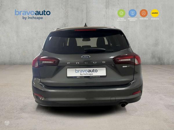Ford Focus 2022 in Vilnius, with an engine capacity of 1.00 L and mileage of 111 thousand km for 13500 €, photo 4 on AUTOMOTO.COM.LV