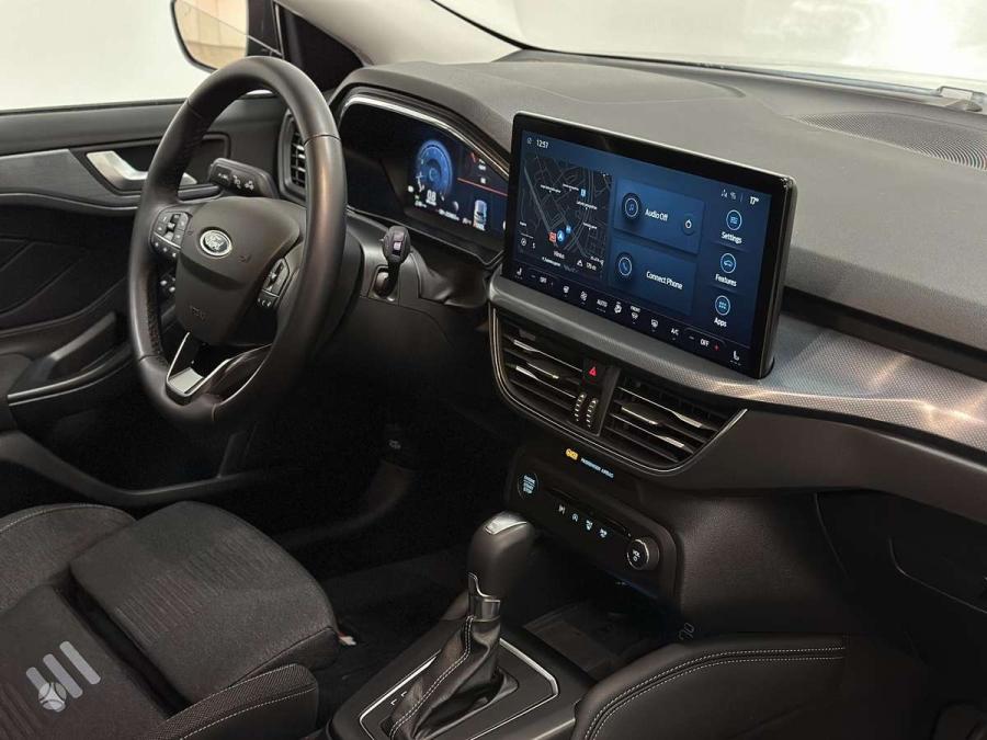 Ford Focus 2025 in Vilnius, with an engine capacity of 1.00 L and mileage of 31 thousand km for 22500 €, photo 14 on AUTOMOTO.COM.LV