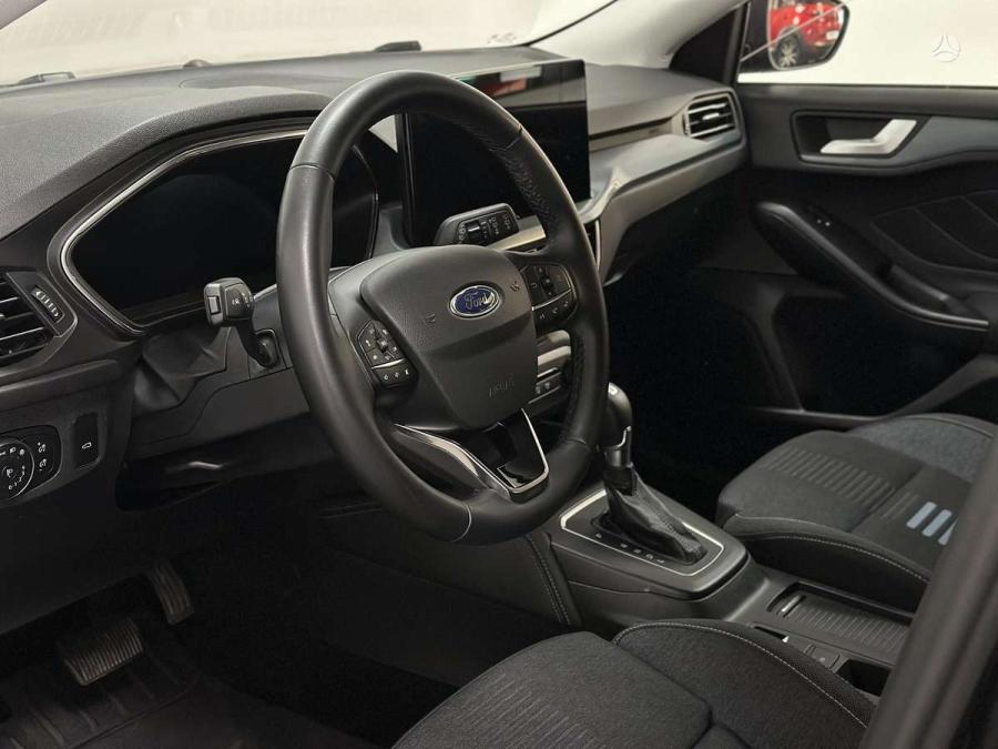 Ford Focus 2025 Viļņa, ar dzinēja tilpumu 1.00 L un nobraukumu 31 tūkst. km par 21700 €, foto 10 vietnē AUTOMOTO.COM.LV