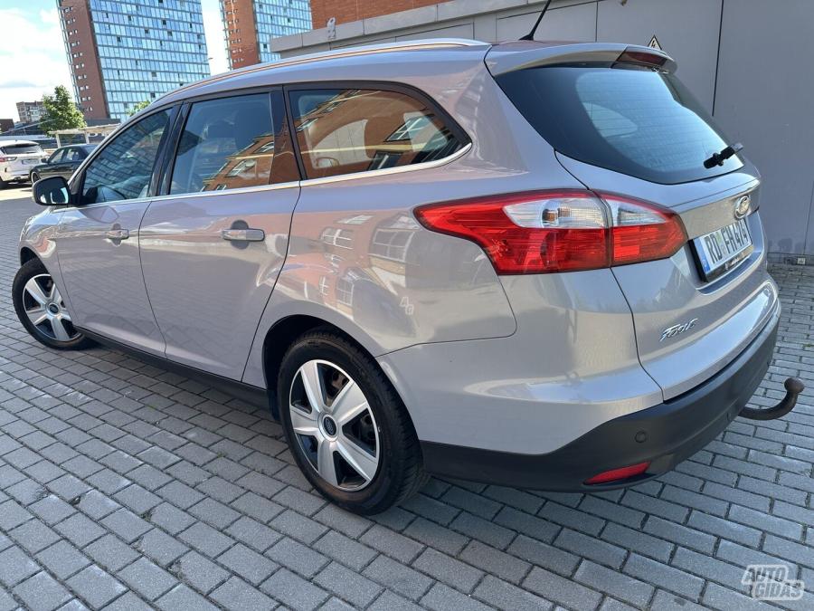 Violets Ford Focus 2012 Klaipėda, ar dzinēja tilpumu 1.60 L un nobraukumu 172 tūkst. km par 3950 €, foto 5 vietnē AUTOMOTO.COM.LV