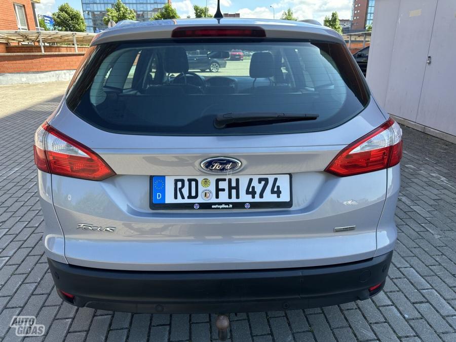 Violets Ford Focus 2012 Klaipėda, ar dzinēja tilpumu 1.60 L un nobraukumu 172 tūkst. km par 3950 €, foto 6 vietnē AUTOMOTO.COM.LV