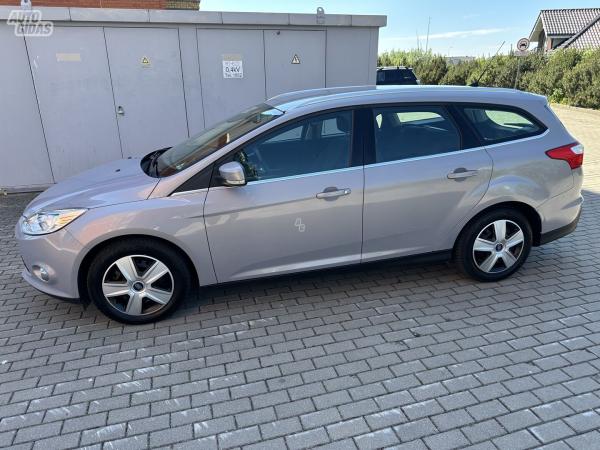 Violet Ford Focus 2012 in Klaipeda, with an engine capacity of 1.60 L and mileage of 172 thousand km for 3950 €, photo 7 on AUTOMOTO.COM.LV