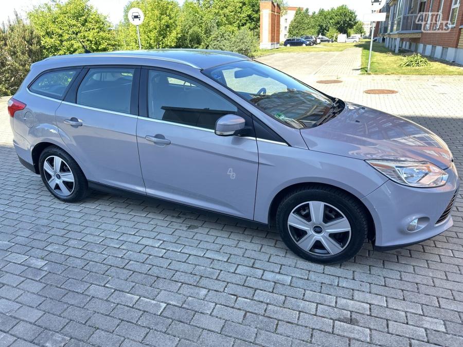 Violets Ford Focus 2012 Klaipėda, ar dzinēja tilpumu 1.60 L un nobraukumu 172 tūkst. km par 3950 €, foto 9 vietnē AUTOMOTO.COM.LV