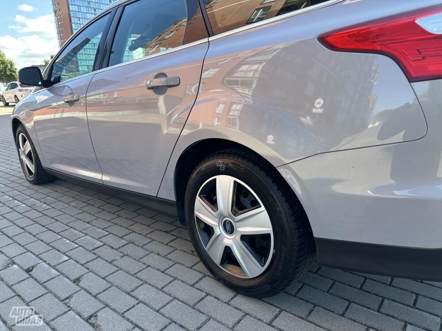 Violets Ford Focus 2012 Klaipėda, ar dzinēja tilpumu 1.60 L un nobraukumu 172 tūkst. km par 3950 €, foto 10 vietnē AUTOMOTO.COM.LV