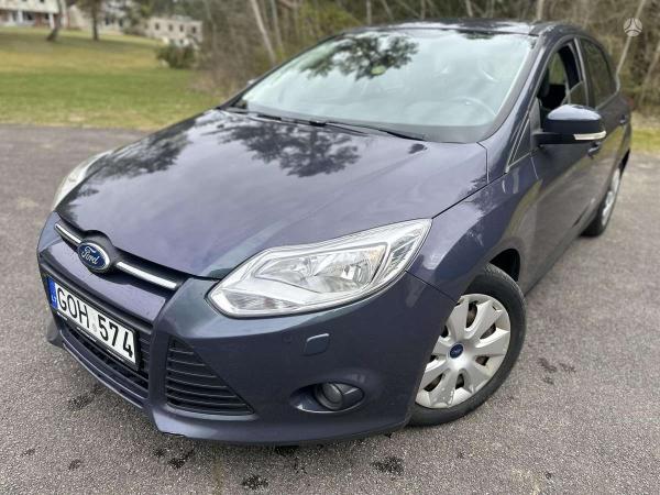 Violets Ford Focus 2013 Viļņa, ar dzinēja tilpumu 1.59 L un nobraukumu 111 tūkst. km par 2200 €, foto 5 vietnē AUTOMOTO.COM.LV