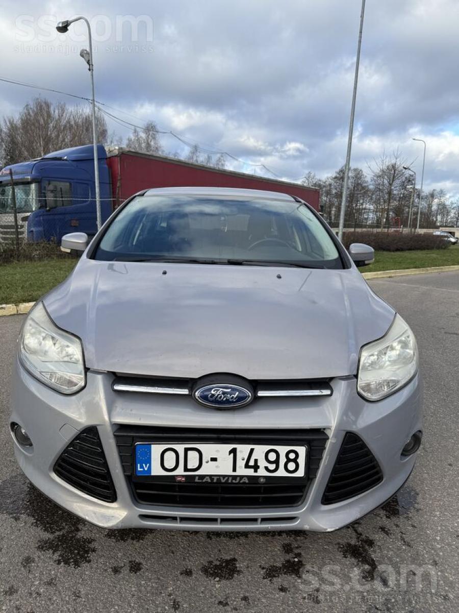 Violets Ford Focus 2012 Rīga, ar dzinēja tilpumu 1.60 L un nobraukumu 242 tūkst. km par 2650 €, foto 1 vietnē AUTOMOTO.COM.LV