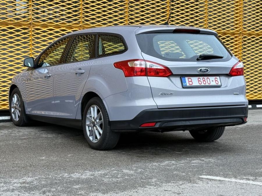 Violets Ford Focus 2014 Ogre, ar dzinēja tilpumu 1.20 L un nobraukumu 175 tūkst. km par 4899 €, foto 7 vietnē AUTOMOTO.COM.LV