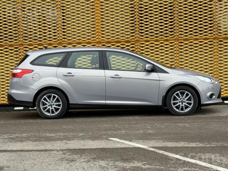 Violets Ford Focus 2014 Ogre, ar dzinēja tilpumu 1.20 L un nobraukumu 175 tūkst. km par 4899 €, foto 8 vietnē AUTOMOTO.COM.LV