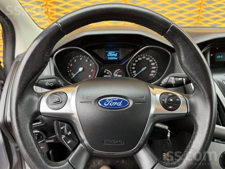 Violets Ford Focus 2014 Ogre, ar dzinēja tilpumu 1.20 L un nobraukumu 175 tūkst. km par 4899 €, foto 19 vietnē AUTOMOTO.COM.LV