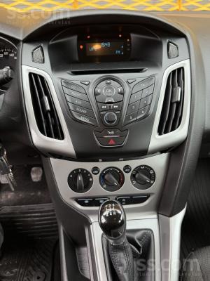 Violets Ford Focus 2014 Ogre, ar dzinēja tilpumu 1.20 L un nobraukumu 175 tūkst. km par 4899 €, foto 20 vietnē AUTOMOTO.COM.LV