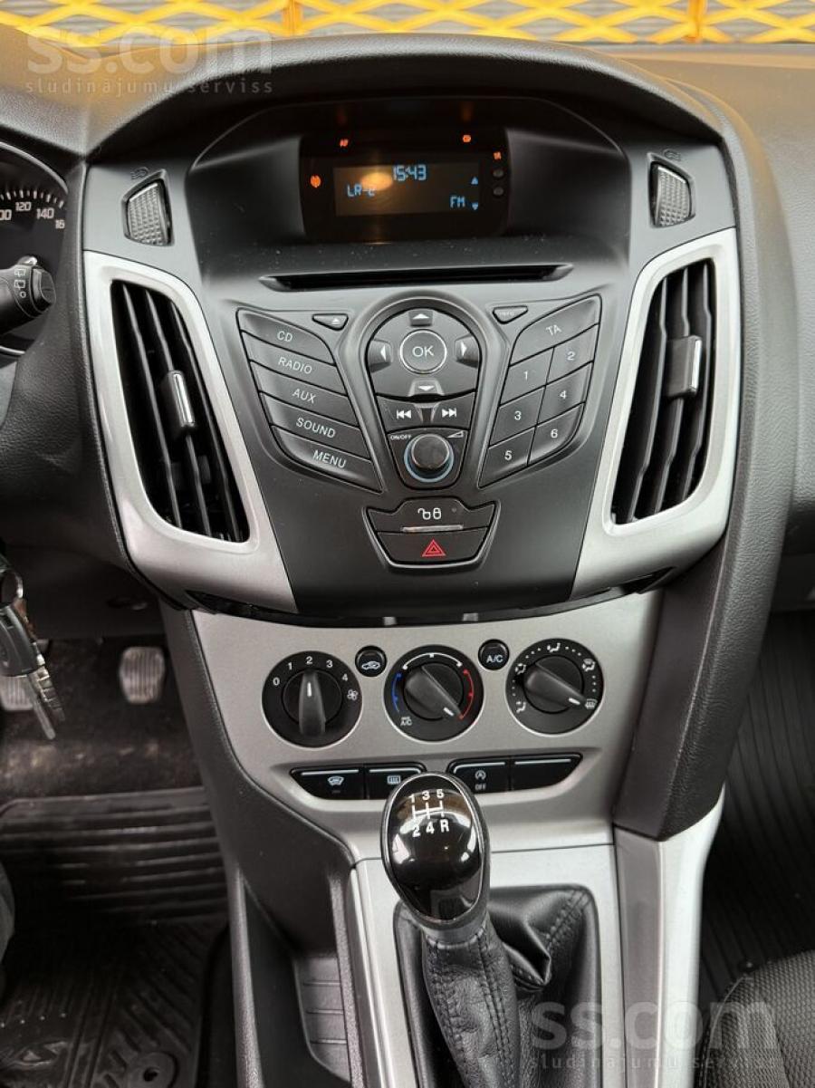 Violets Ford Focus 2014 Ogre, ar dzinēja tilpumu 1.20 L un nobraukumu 175 tūkst. km par 4899 €, foto 20 vietnē AUTOMOTO.COM.LV
