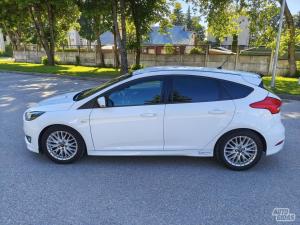 White Ford Focus 2018 in Sirvintos, with an engine capacity of 1.60 L and mileage of 173 thousand km for 11500 €, photo 9 on AUTOMOTO.COM.LV