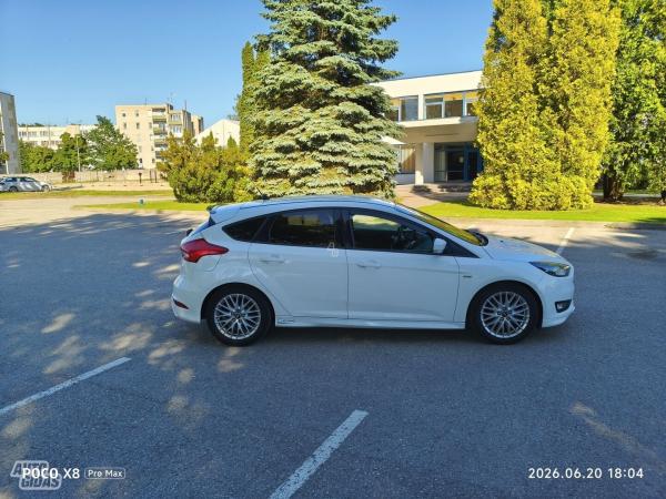 White Ford Focus 2018 in Sirvintos, with an engine capacity of 1.60 L and mileage of 173 thousand km for 11500 €, photo 10 on AUTOMOTO.COM.LV