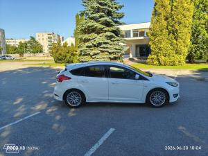 White Ford Focus 2018 in Sirvintos, with an engine capacity of 1.60 L and mileage of 173 thousand km for 11500 €, photo 11 on AUTOMOTO.COM.LV