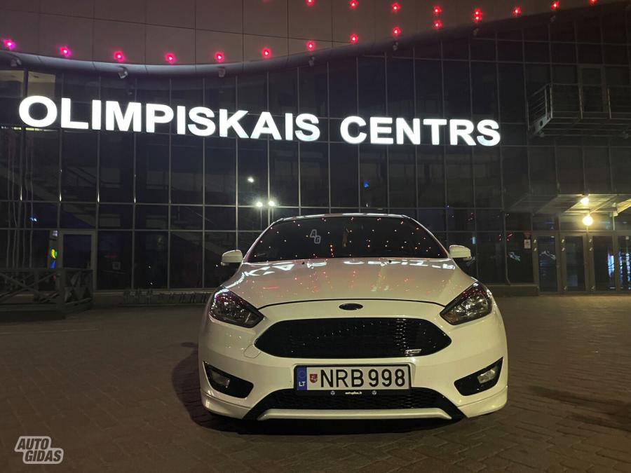 White Ford Focus 2018 in Sirvintos, with an engine capacity of 1.60 L and mileage of 173 thousand km for 11500 €, photo 17 on AUTOMOTO.COM.LV