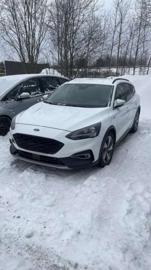 Balts Ford Focus 2020 Viļņa, ar dzinēja tilpumu 1.00 L un nobraukumu 114 tūkst. km par 9200 €, foto  vietnē AUTOMOTO.COM.LV