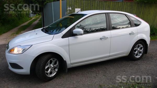 Balts Ford Focus 2007 Rīga, ar dzinēja tilpumu 2.00 L un nobraukumu 170 tūkst. km par 2700 €, foto 1 vietnē AUTOMOTO.COM.LV