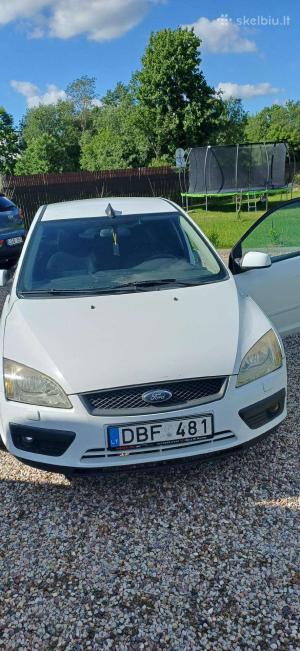 Balts Ford Focus 2007 Panevēža, ar dzinēja tilpumu 1.40 L un nobraukumu 273 tūkst. km par 999 €, foto  vietnē AUTOMOTO.COM.LV