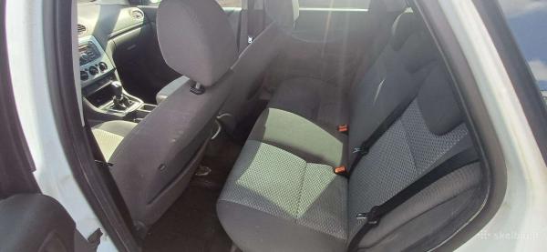 Balts Ford Focus 2007 Panevēža, ar dzinēja tilpumu 1.40 L un nobraukumu 273 tūkst. km par 999 €, foto 6 vietnē AUTOMOTO.COM.LV