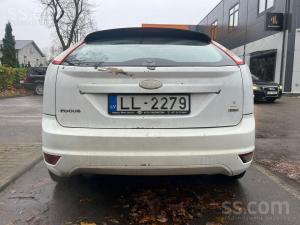 Balts Ford Focus 2008 Rīga, ar dzinēja tilpumu 1.60 L un nobraukumu 325 tūkst. km par 500 €, foto 3 vietnē AUTOMOTO.COM.LV