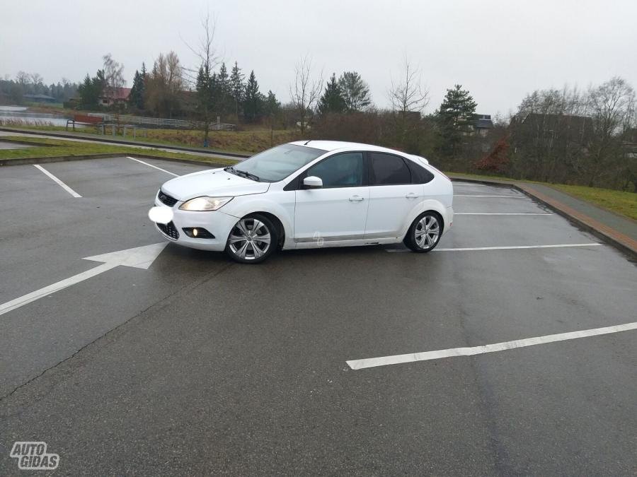 Balts Ford Focus 2009 Viļņa, ar dzinēja tilpumu 2.00 L un nobraukumu 3 tūkst. km par 1200 €, foto 1 vietnē AUTOMOTO.COM.LV