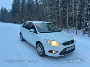 White Ford Focus 2010 in Rapla, with an engine capacity of 1.60 L and mileage of 367 thousand km for 1499 €, photo 4 on AUTOMOTO.COM.LV